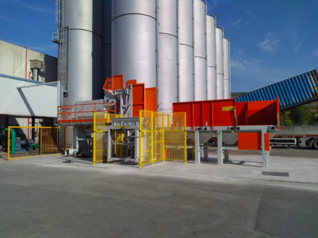 Bag Emptiers - Projects - COMAV