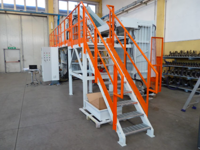 Bag Emptiers - Projects - COMAV